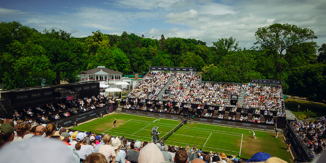 Venus Williams, Iga Swiatek und Elina Svitolina schlagen bei den Bad ...